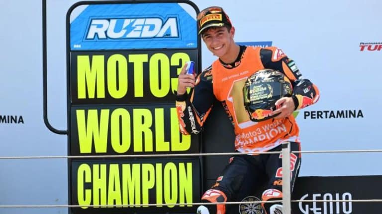 Rueda Kunci Gelar Juara, Piqueras Dan Quiles Berebut Runner Up - Kulit ...
