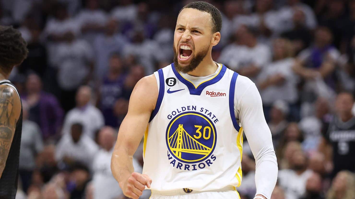 Stephen Curry Dekati Rekor Tim Duncan Dan Hakeem Olajuwon - Kulit Bundar
